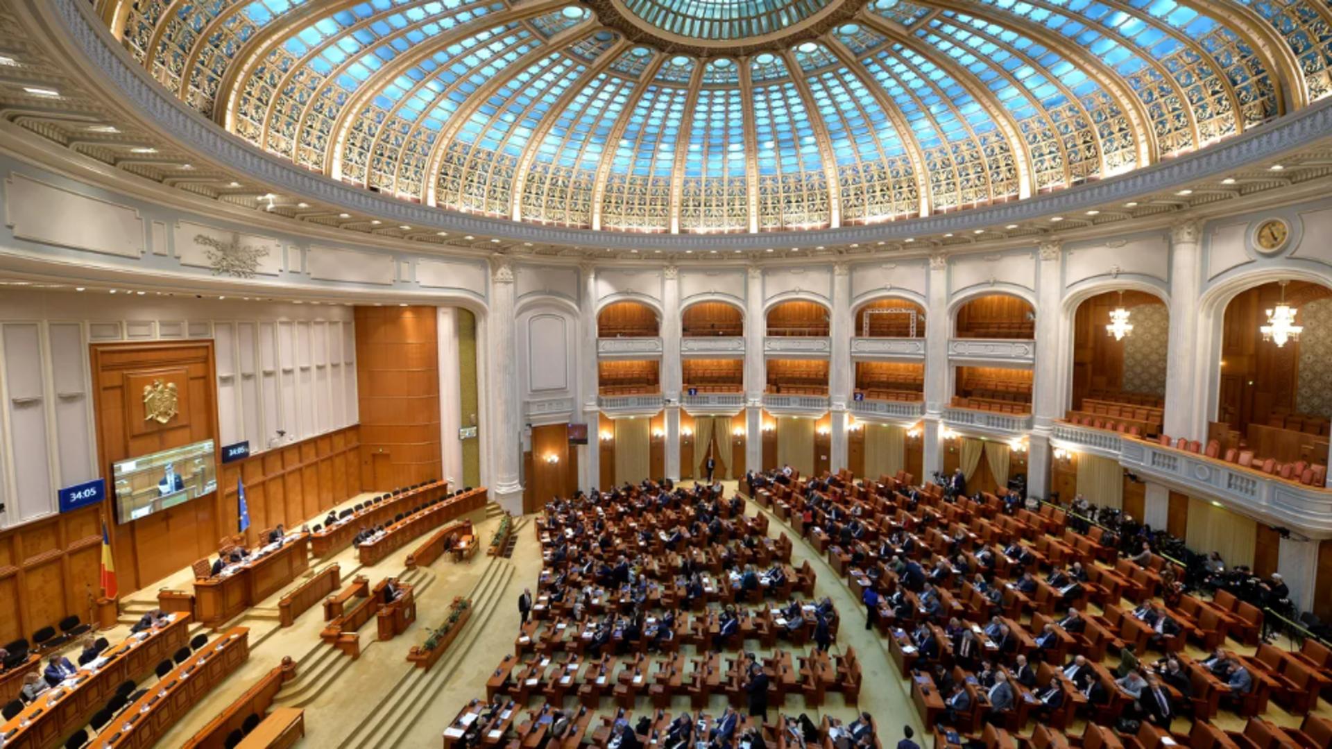 Topul absențelor nemotivate din Parlament. Cine sunt deputații care au ...